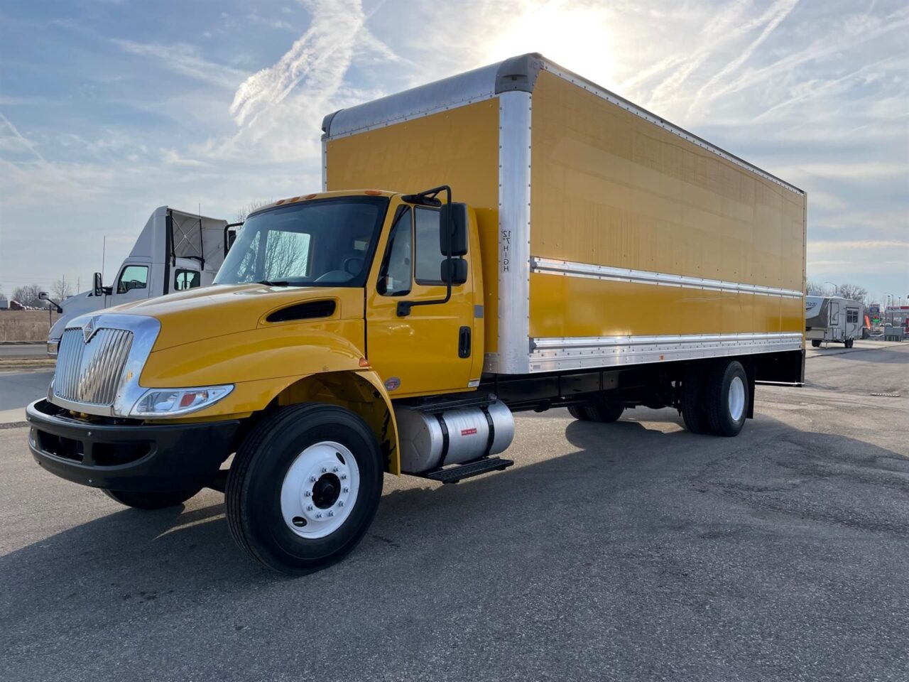 Truck Leasing & Rentals - K&R Trucks